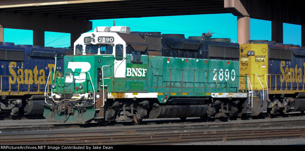 Burlington Northern, BNSF 2890, w/Nose Logo
